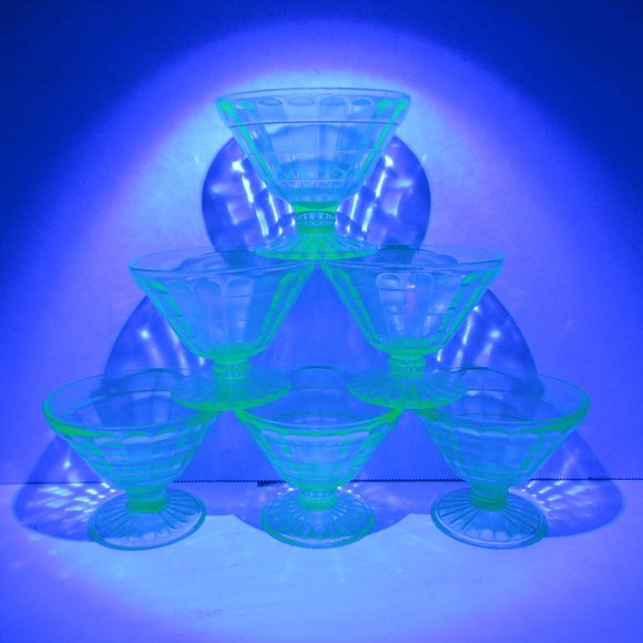 Anchor Hocking | Kitchen | Vtg Green Uranium Vaseline Depression Glass ...